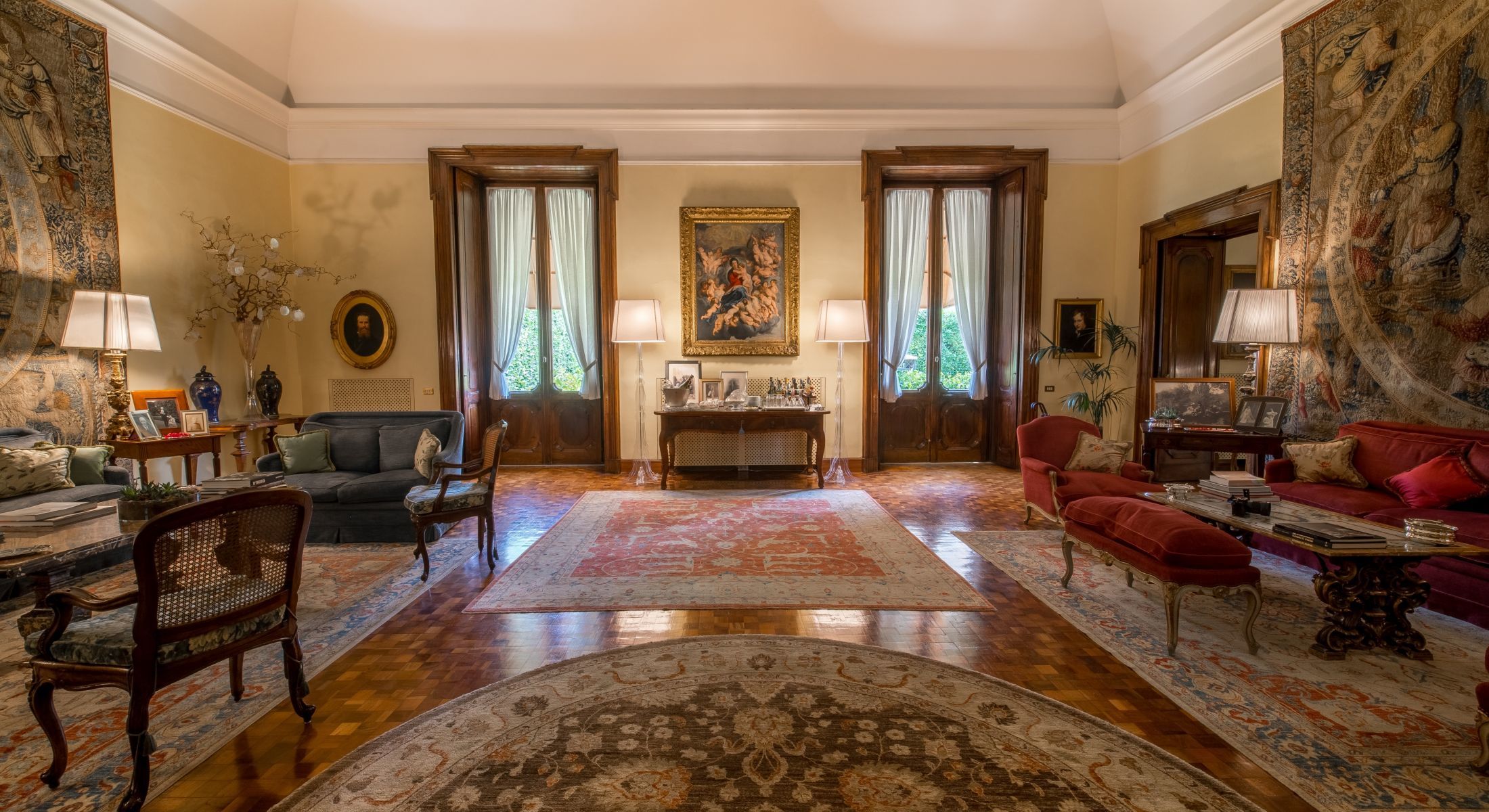 Villa Spalletti Trivelli | OFFICIAL SITE | Luxury Hotel Rome Trevi
